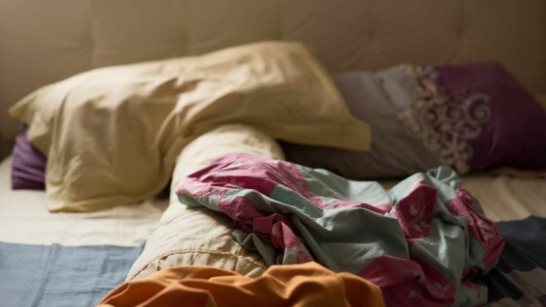 How to knockout your ugly bedroom with just a few simple tricks